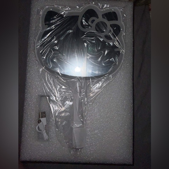 Other | Hello Kitty Led Hand Held Mirror With Stand Brand New With ...